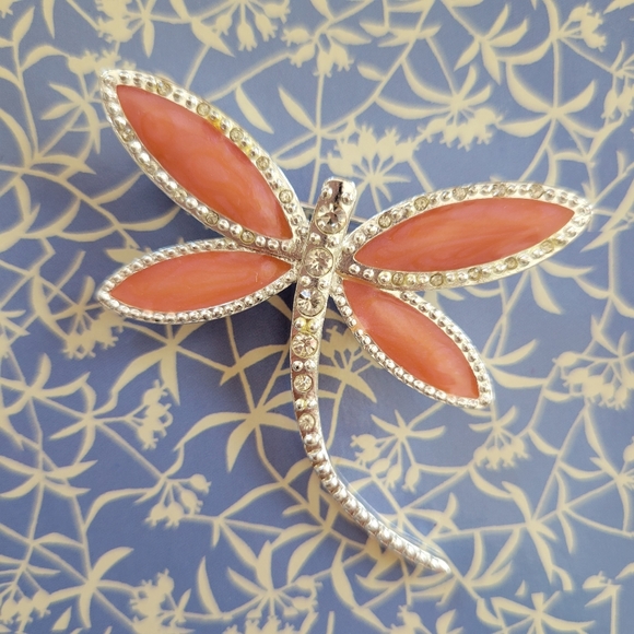 Avon | Jewelry | Vintage Avon Nr Dragonfly Pin Brooch 99s Vguc Pretty ...